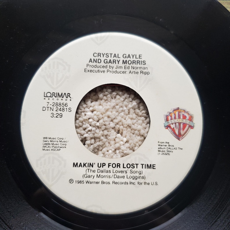 Dallas: La historia de la música (disco de vinilo de 7") - Crystal ...