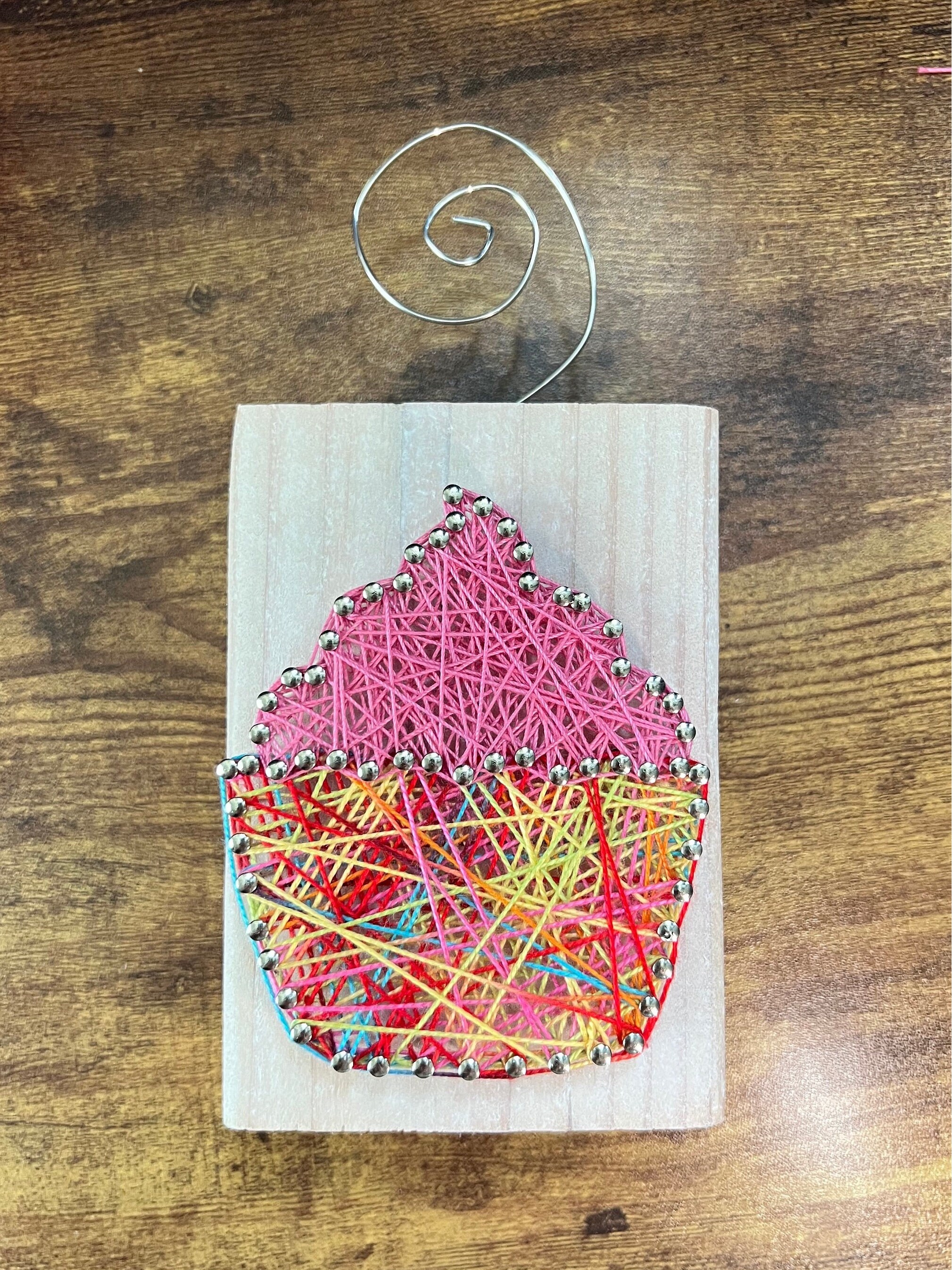 String Art Birthday Cupcake | Birthday Cupcake Gift Card Holder ...