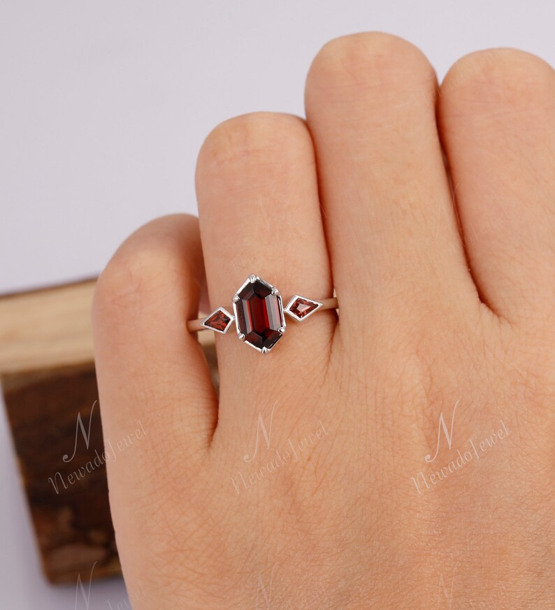 Art Deco Long Hexagon 1.1CT Red Garnet Engagement Ring - Etsy