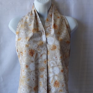 Fashion bib store