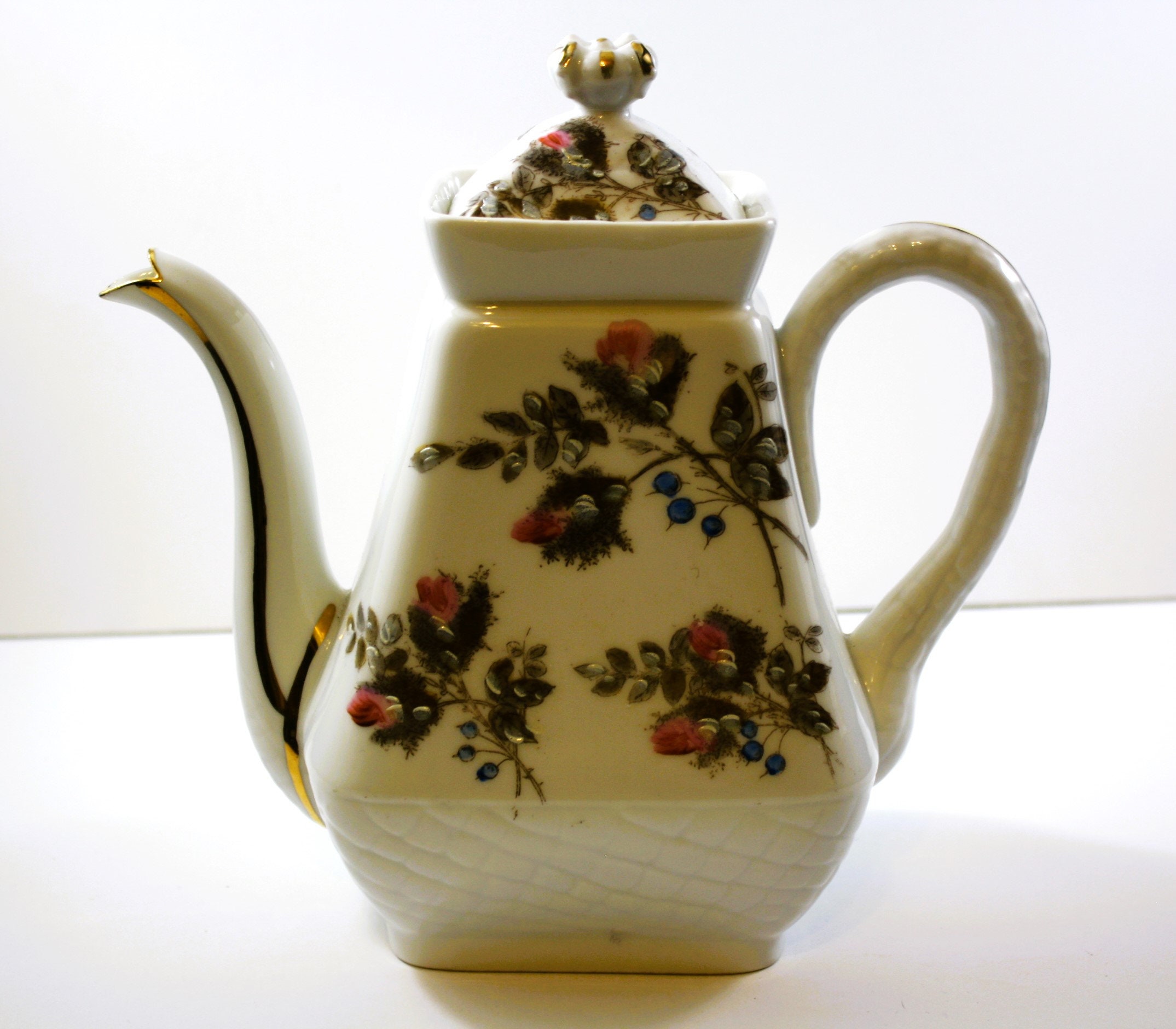 PHL Depose Limoges Teapot White Mose Rose Bouquets Hand Painted Details ...