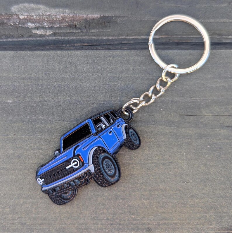 Bronco Truck Key Chain - Trendy Gift for Him, Ideal for Off-road ...