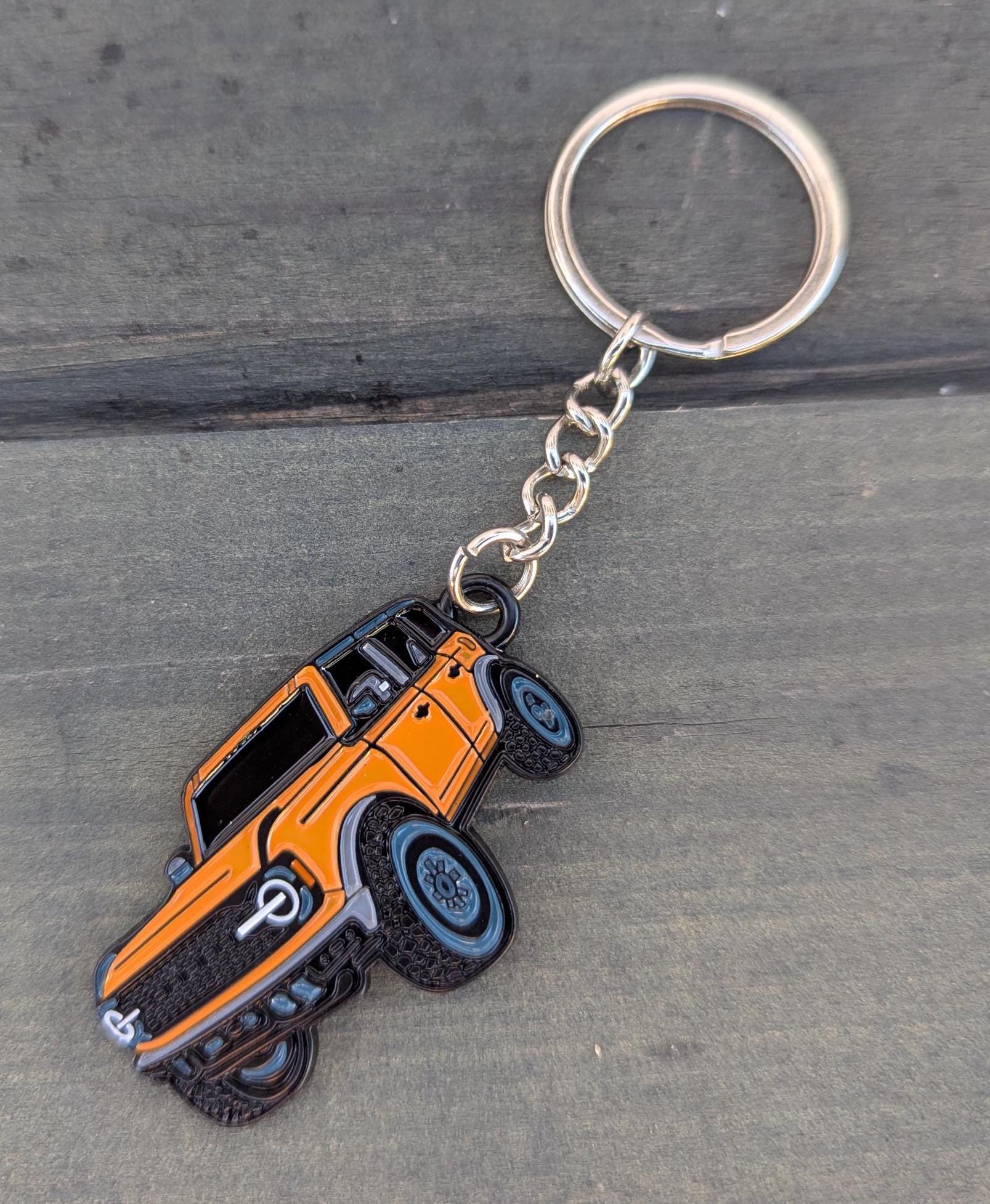 Bronco Truck Key Chain - Trendy Gift for Him, Ideal for Off-road ...