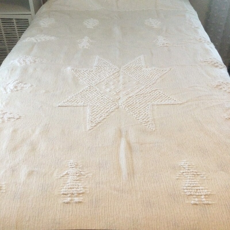 Candlewick Bedspread - Etsy UK