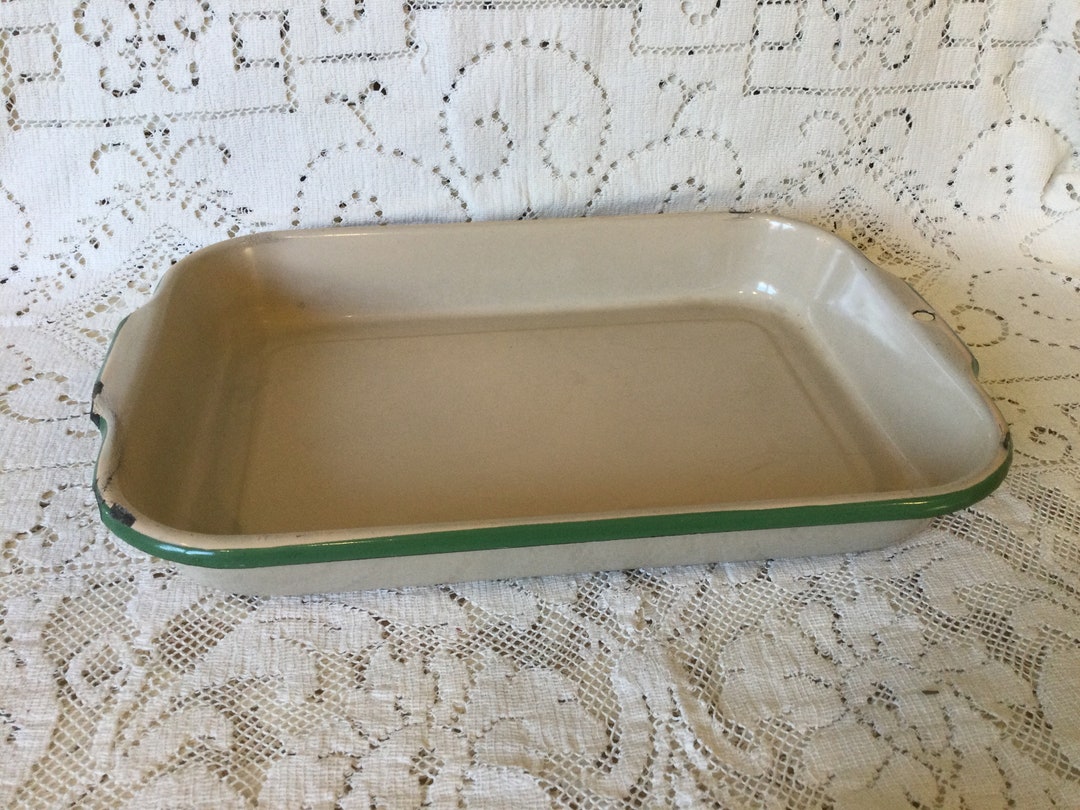 Vintage Enamelware Rectangle Pan/ Beige & Green/ Cake Pan/ Baking Pan ...