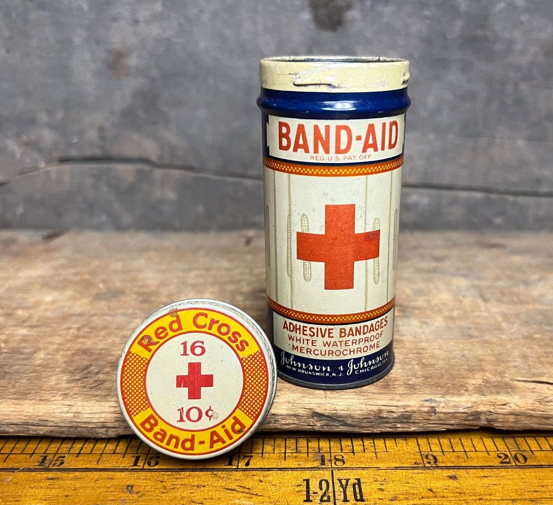 Vintage Johnson & Johnson Red Cross Band Aid First Aid Tin Container ...