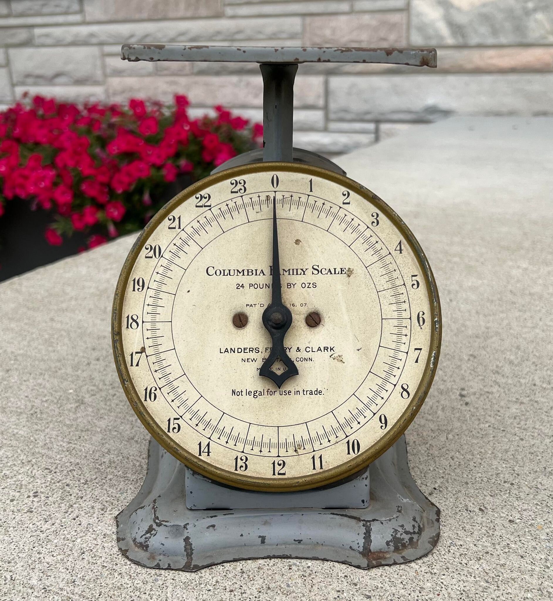 Antique Columbia Family Scale - Landers Frary & Clark New Britain CT ...