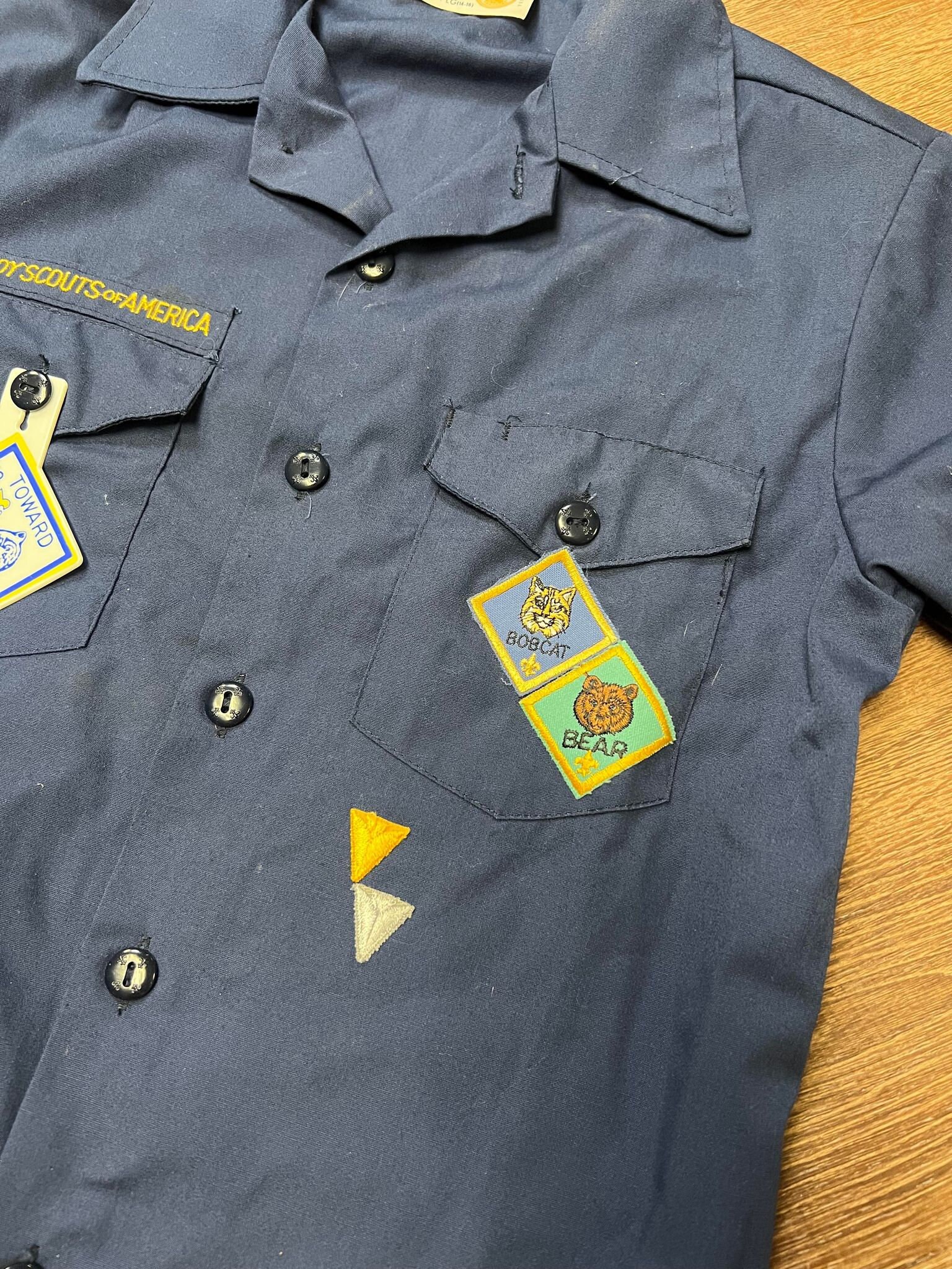 Vintage Boy Scouts of America Official Youth Shirt Den 3 Boy Scout ...