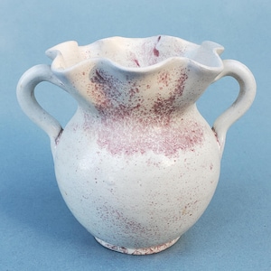 AR Cole North Carolina Handled Pottery Vase - Ruffled Rim Design ...
