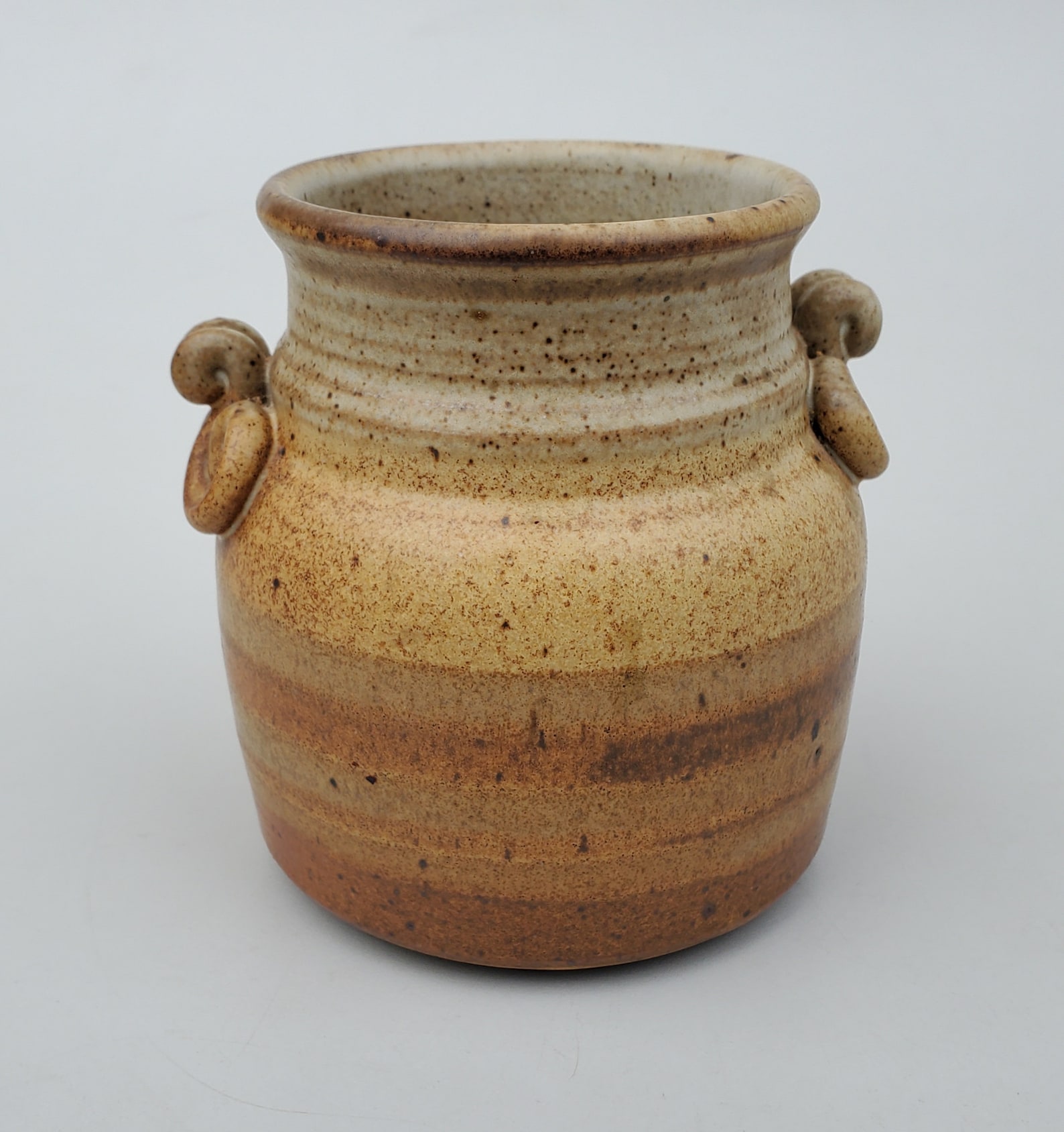 Jeff and Donna Tousley Studio Pottery Vase - Tapered Design With Curled ...