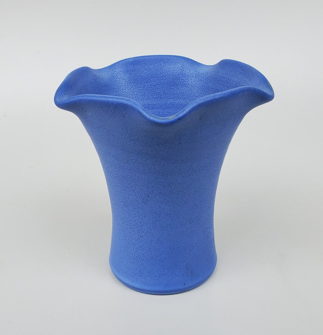 Old Carillon Ware Art Pottery Vase - Ames Iowa Pottery - Matt Blue ...