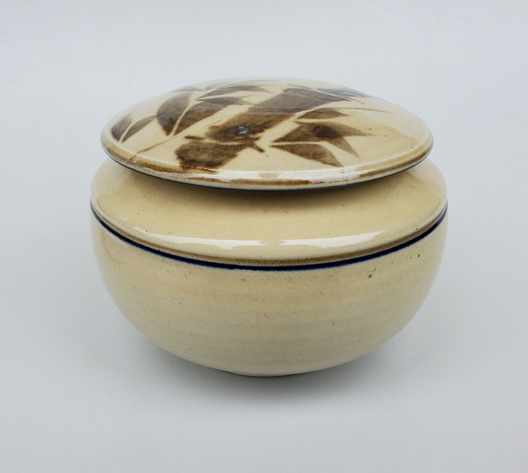 Marc Matsui Seattle Studio Pottery Decorated Bamboo Lid Design - Hand ...