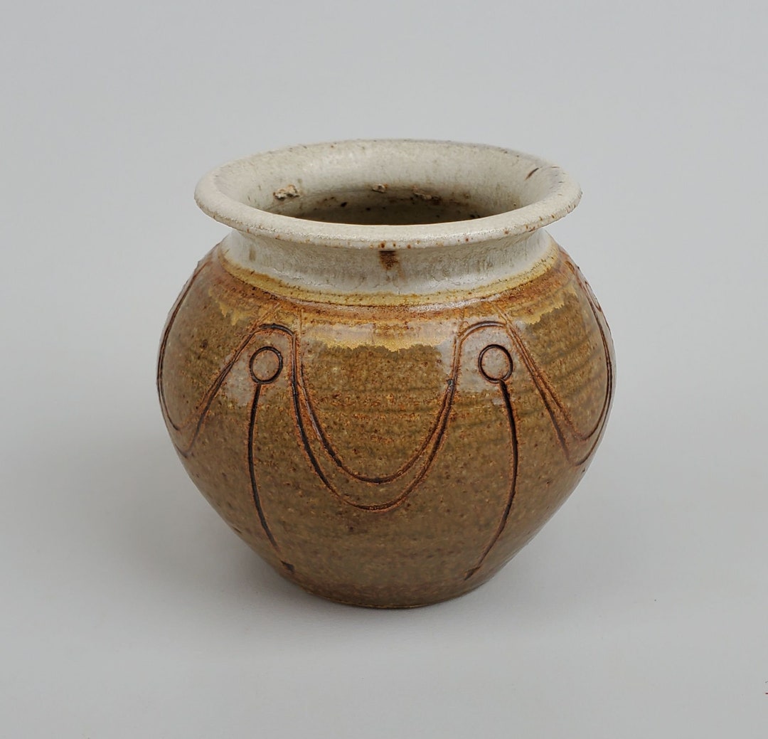 Don Hoskisson Oregon Studio Potter Decorated Vase - Northwest Potter ...