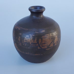 SDW Stoneware Designs West Pottery Vase - Wax Resist Abstract Design ...