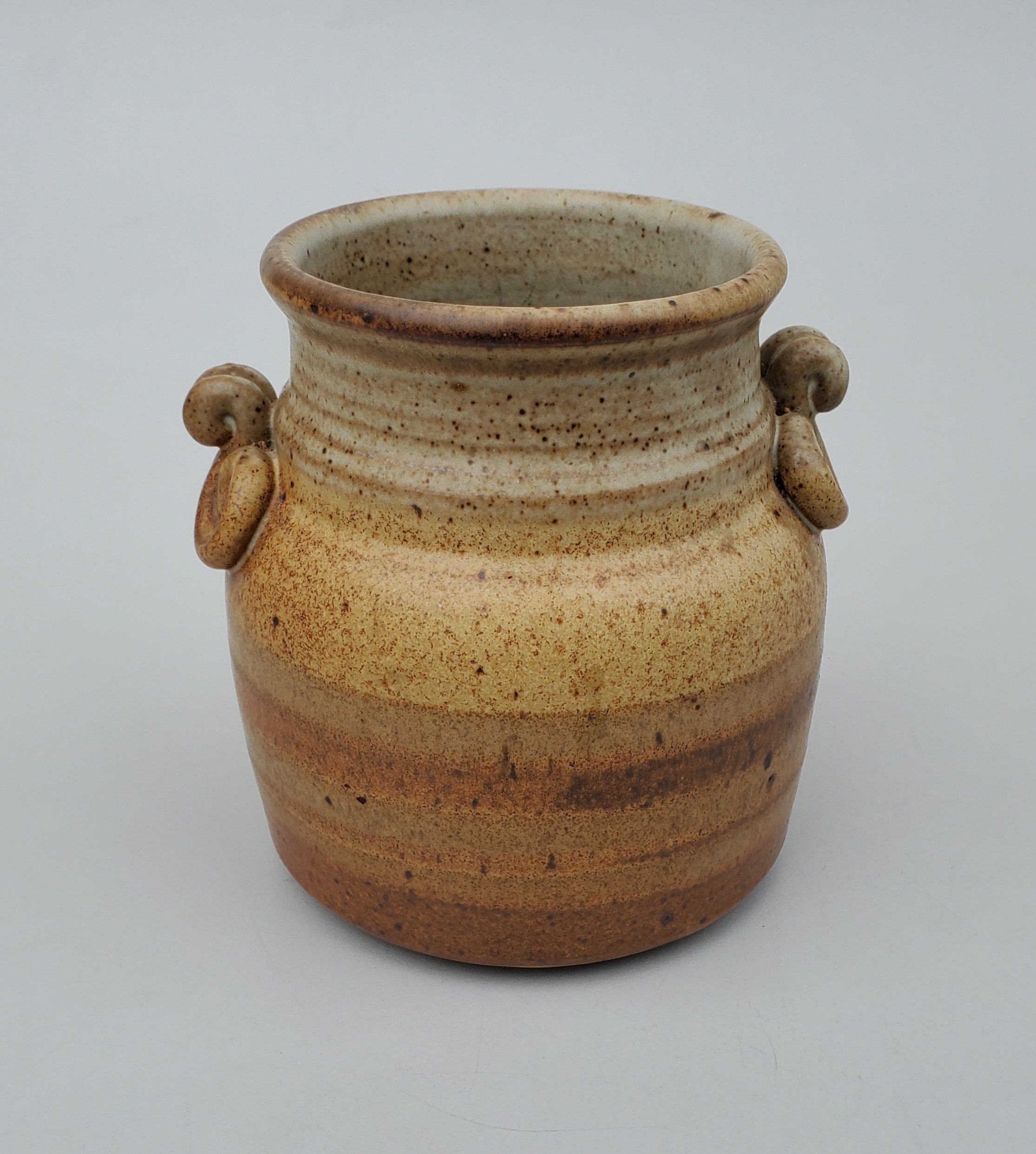 Jeff and Donna Tousley Studio Pottery Vase - Tapered Design With Curled ...