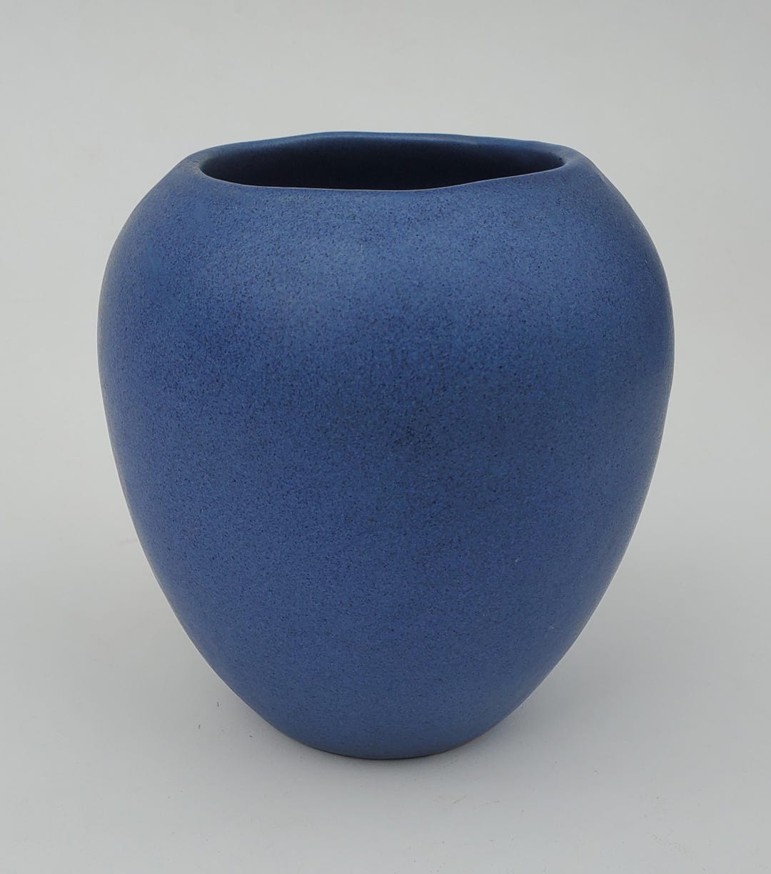 Dromore Art Pottery Hand Thrown Vase - Blue Speckled Glaze - 1930's Era ...