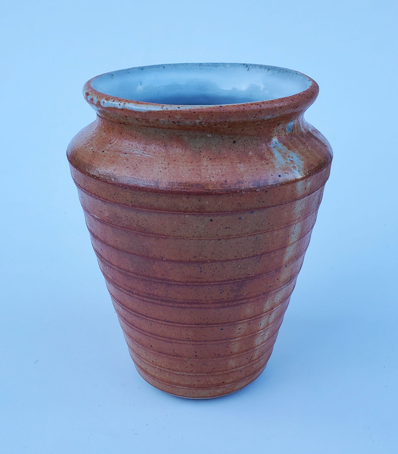 Steve Johnson Signed Studio Pottery Vase - Hand Thrown Concentric Ring ...
