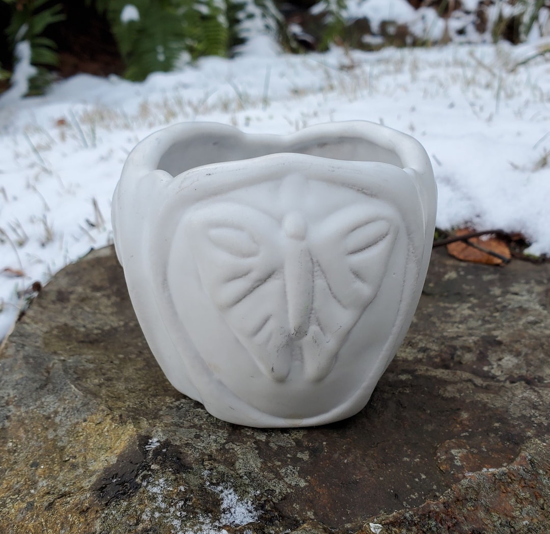 Van Briggle Pottery Luna Moth Art Pottery Vase - Moon Glo White Glaze ...