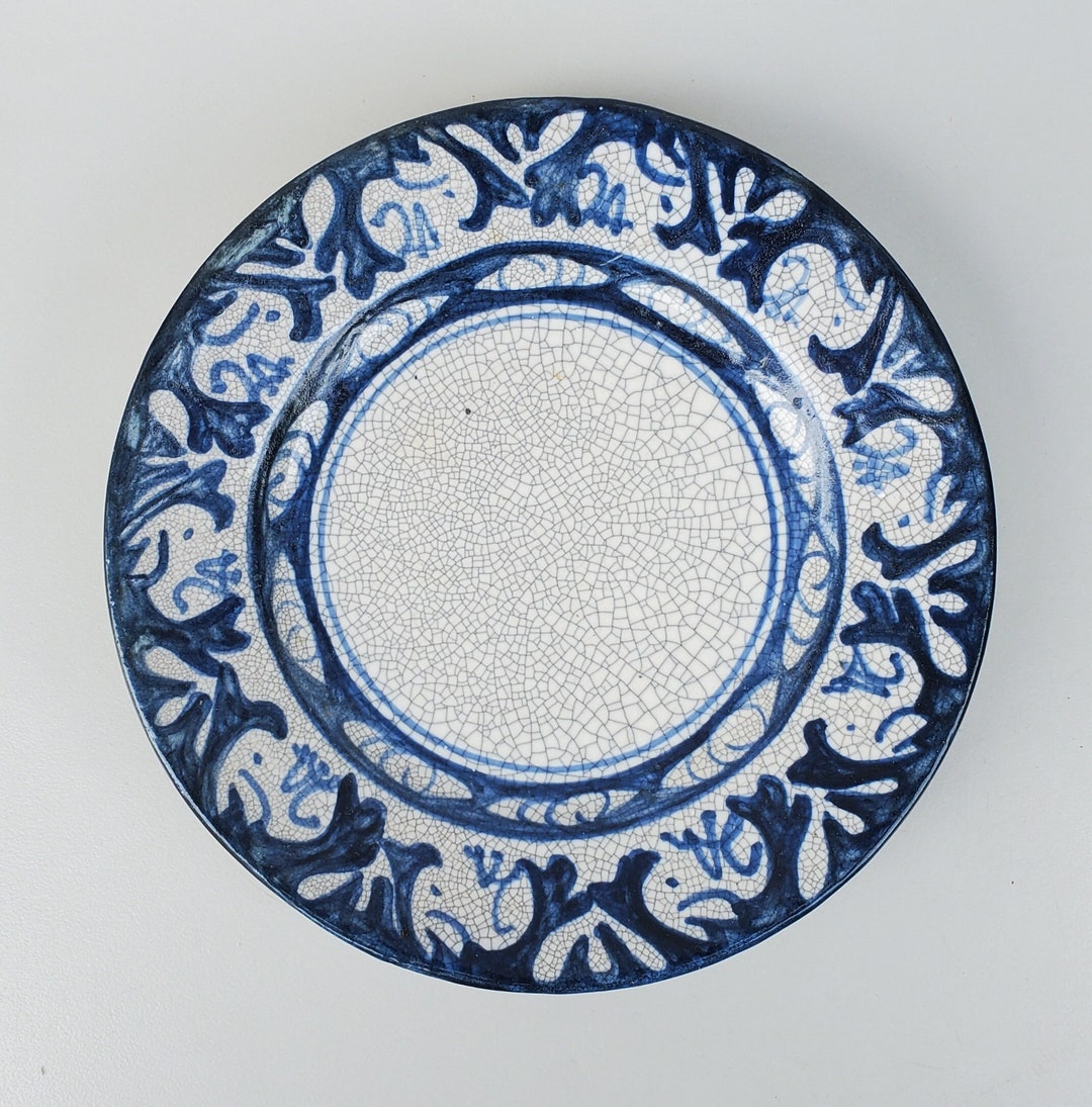 Dedham Pottery Crackleware Rabbit Plate - Hand Decorated - Dark Blue ...