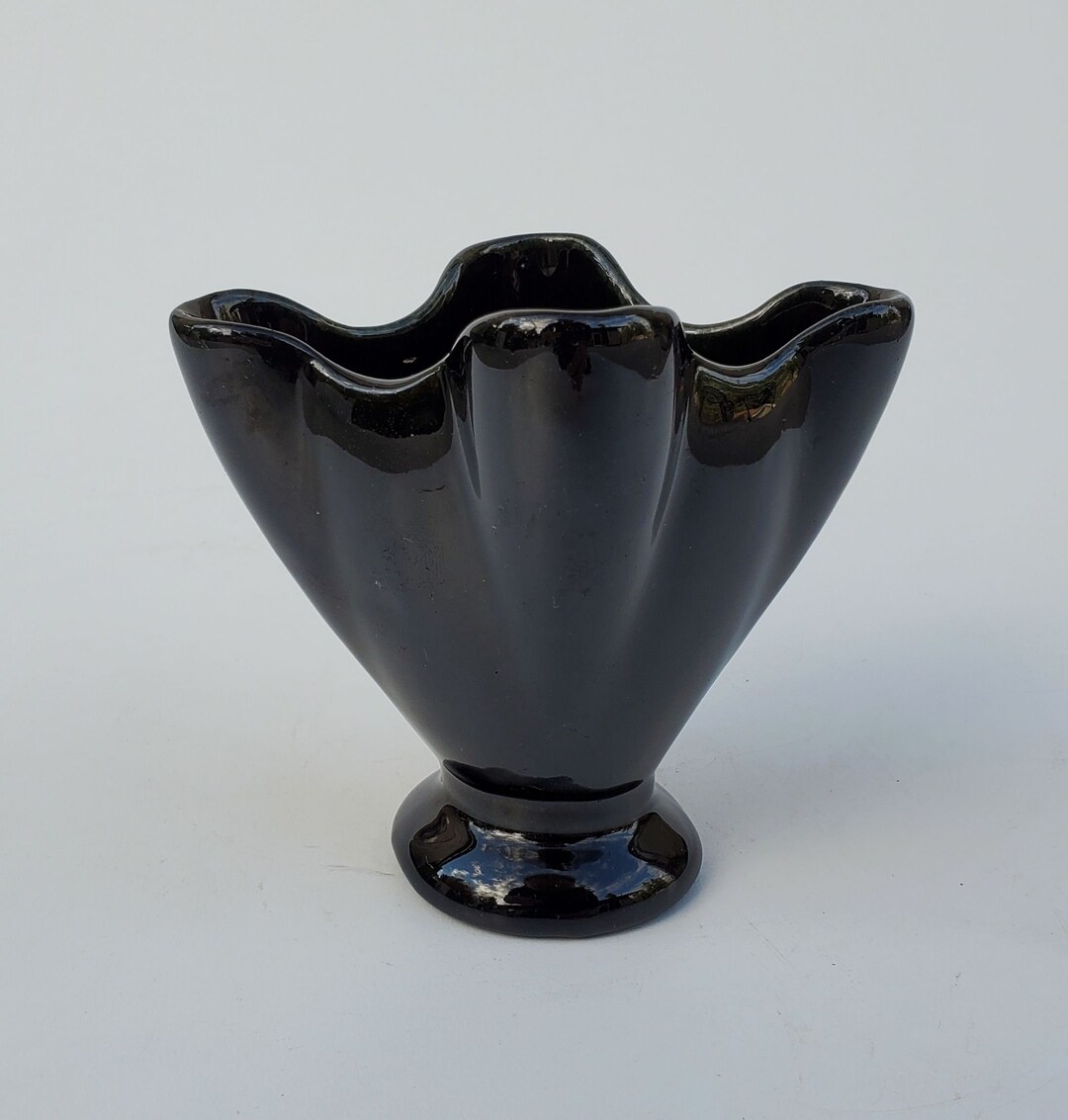 Dickota Art Pottery Fan Vase - Black High Glaze - North Dakota Art ...