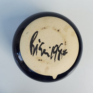 Ben Bieri Northwest Studio Pottery Covered Potpourri Jar - Glossy Dark ...