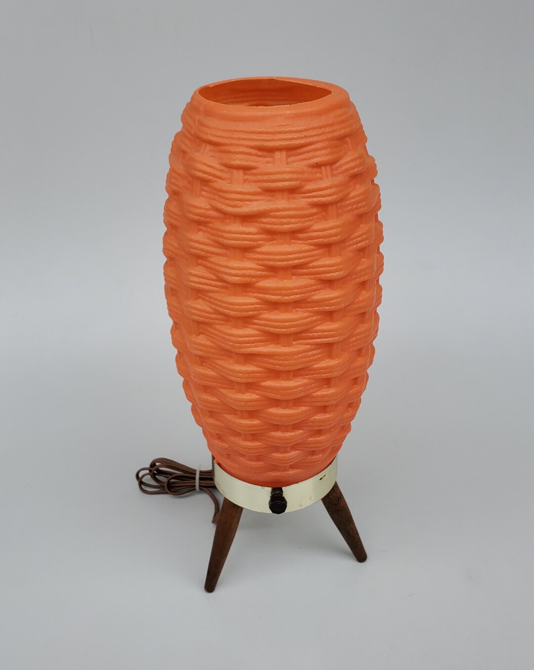 Mid Century Era Orange Plastic Bee Hive Honeycomb Table Lamp - Mod ...