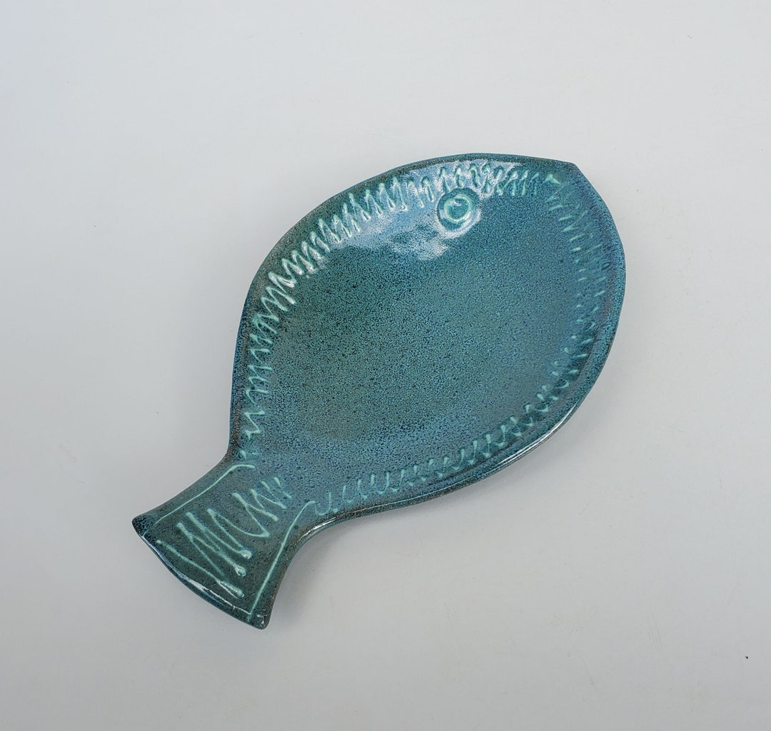 Orcas Island Pottery Decorated Fish Tray - Trudy Irwin - Squeeze Bag ...