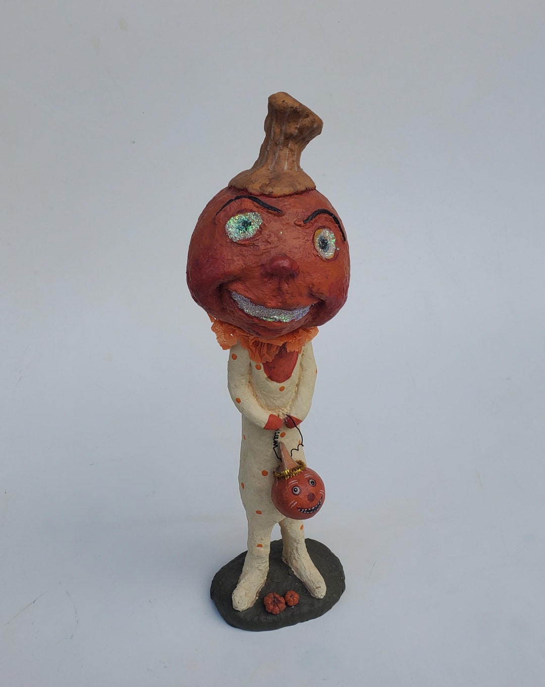 Debra Schoch Primitive Folk Art Pumpkin Man - Holding Mini Pumpkin ...