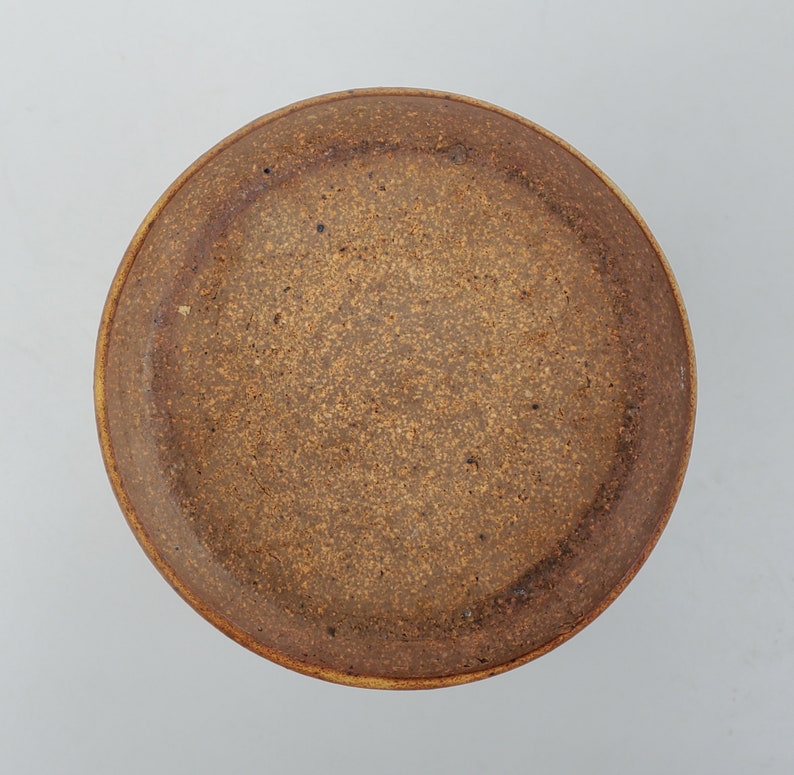 Jeff and Donna Tousley Studio Pottery Vase - Tapered Design With Curled ...