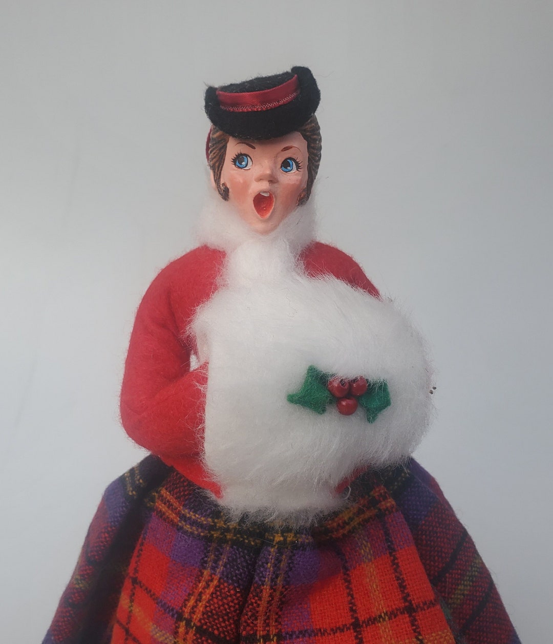 Simpich Christmas Character Doll Lady Singing Christmas Caroler Fancy ...