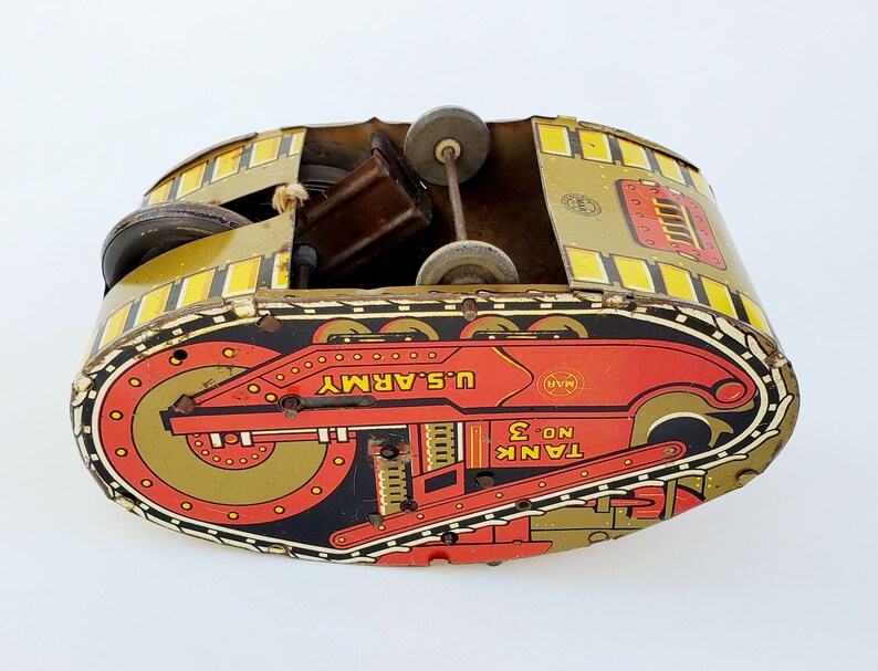 Vintage Marx Tin Wind up Army Tank No. 3 - Nice Color Graphics ...