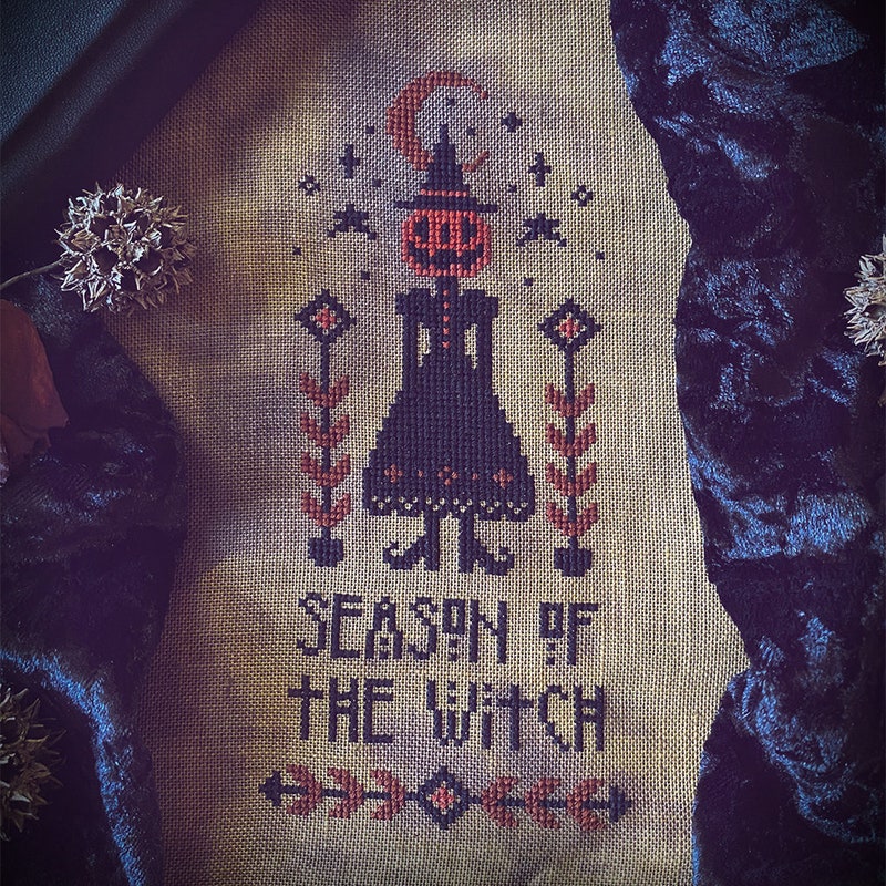 Primitive Moon - Etsy