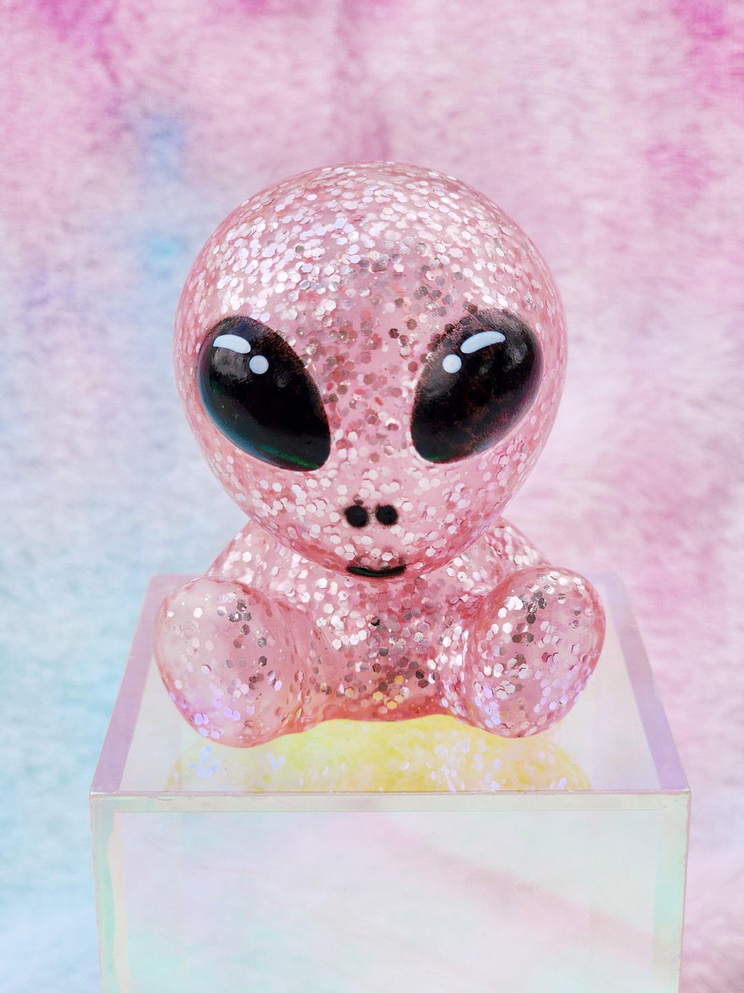 Pink Glitter Alien | Cute Novelty Gifts | Alien Lover | Office Desk Toy ...