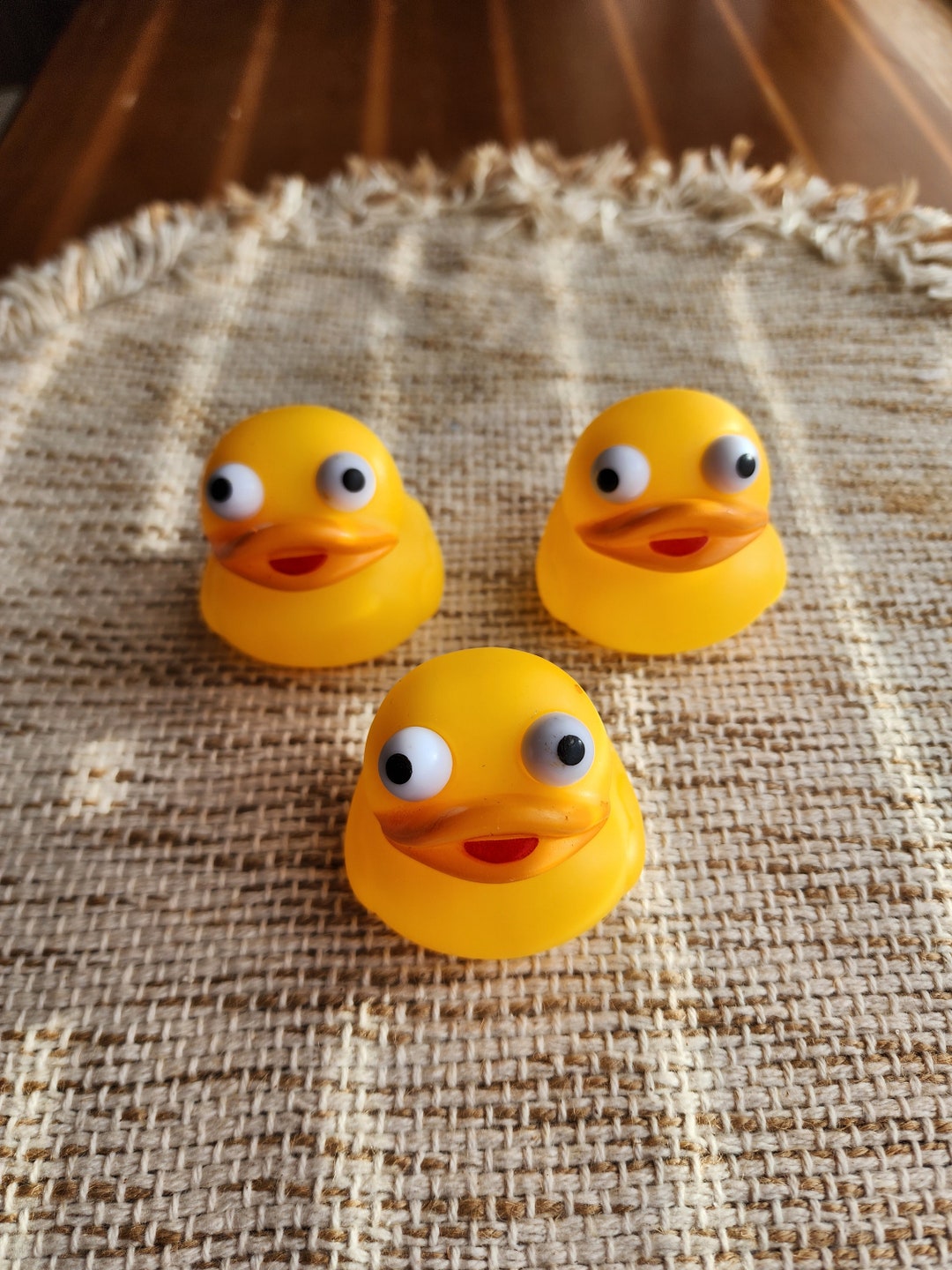 Yellow Eye Popper Rubber Ducks Cruise Ship Game Jeep Duck Game Birthday ...