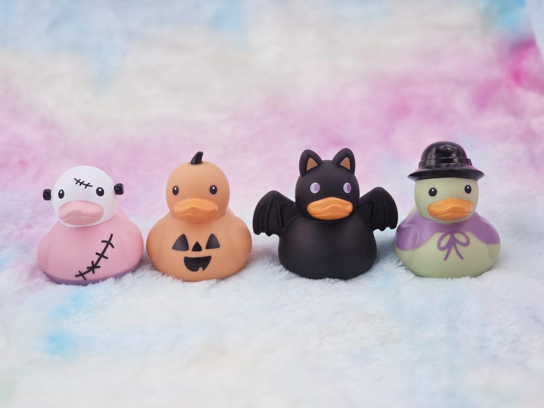 Halloween Rubber Ducks | Cute Novelty Gift | Scary Decor | Gift for ...