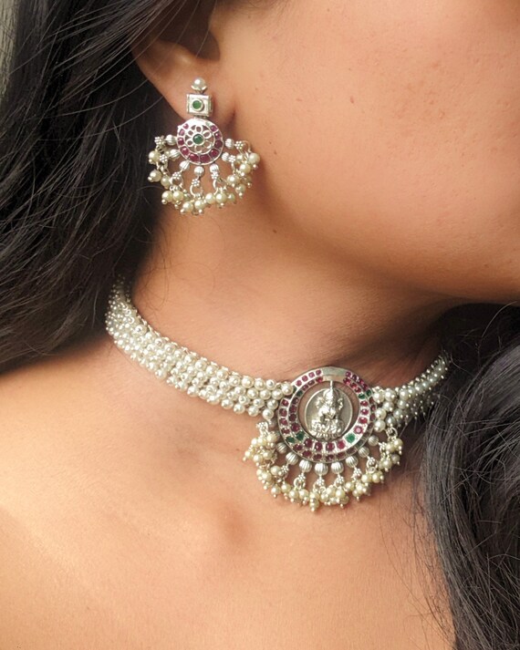 Lakshmi choker store