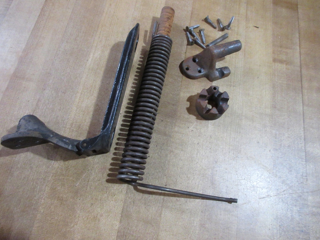 Antique 1910 Singer Pedal Sewing Machine Class 27 Lift Spring (F) - Etsy