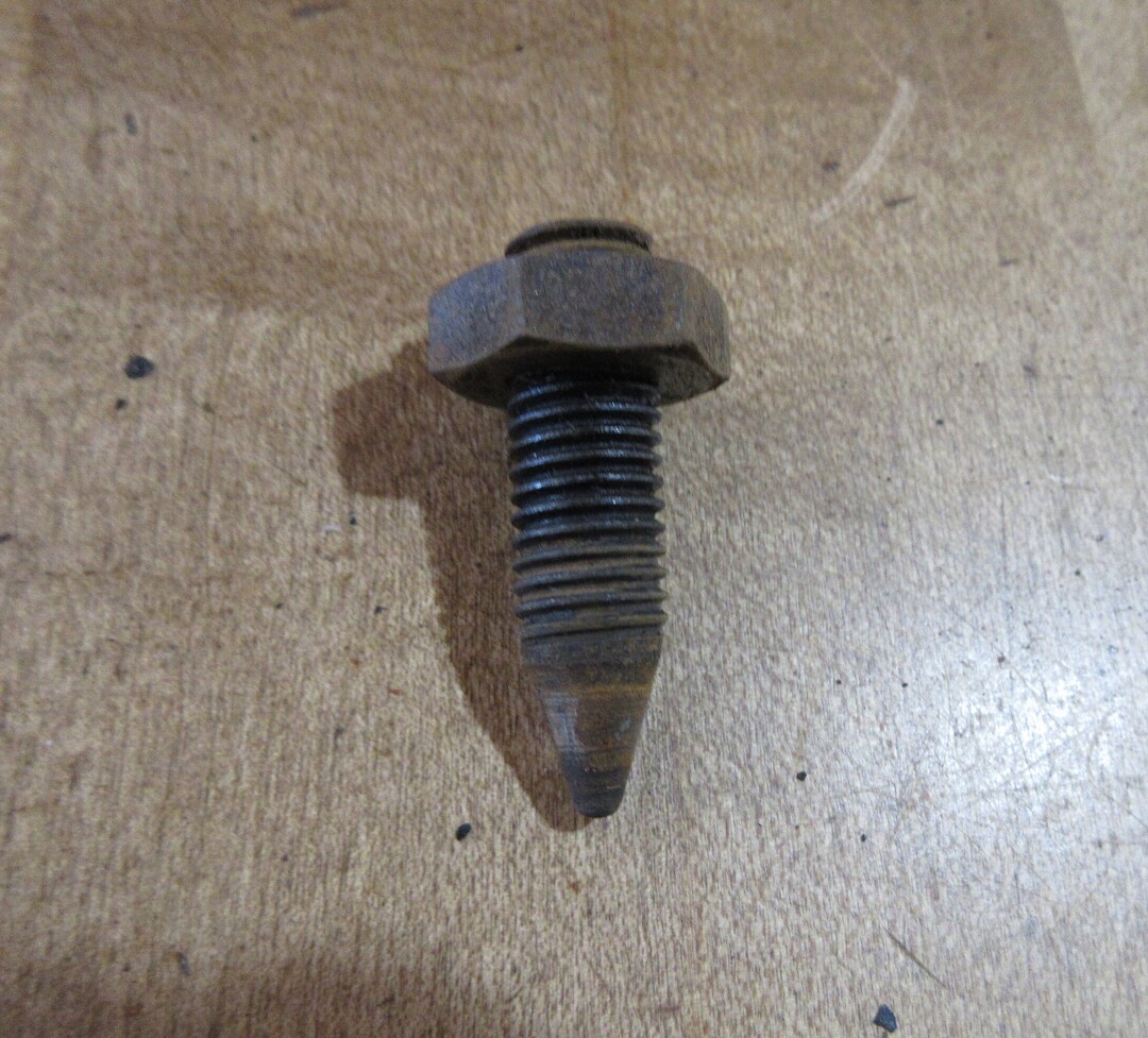 Antique 1914 Singer Pedal Sewing Machine Class 127 Fly Wheel Bolt (D ...