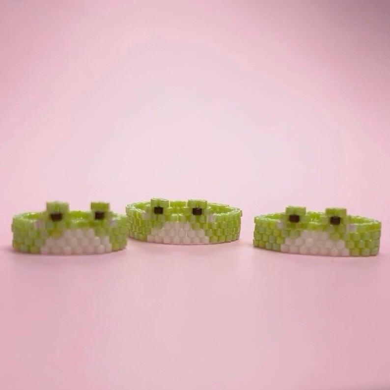 Froggy Finger Friend Beaded Ring - Etsy