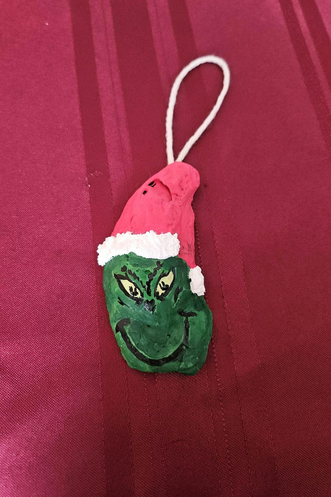 Grinch Oyster Shell Ornament - Etsy