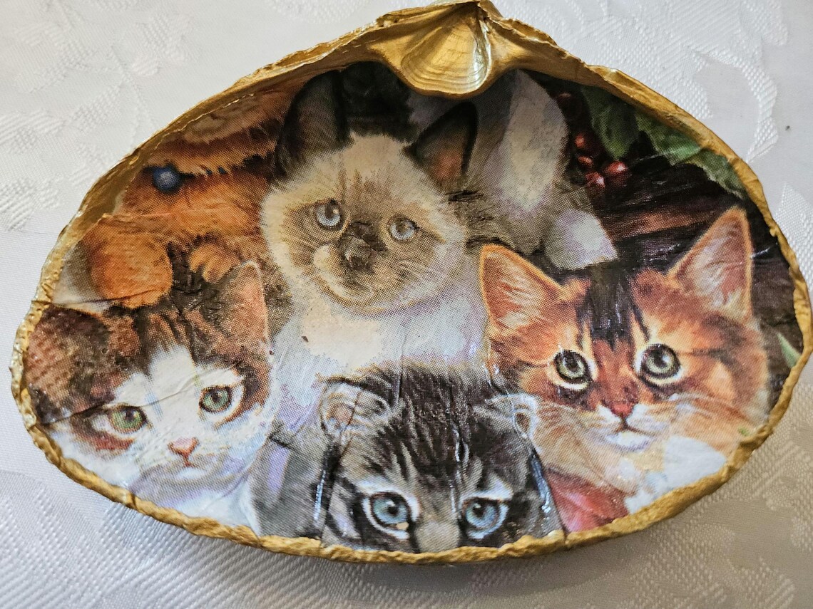 Decoupage Clam Shell Cats - Etsy