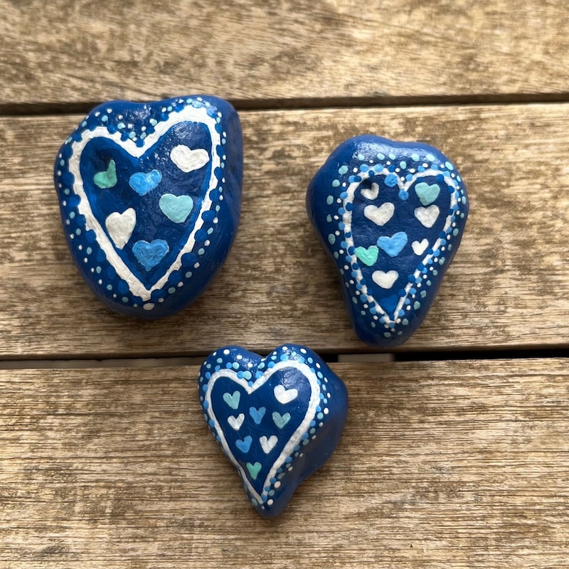 Heart Painted Rocks - Etsy