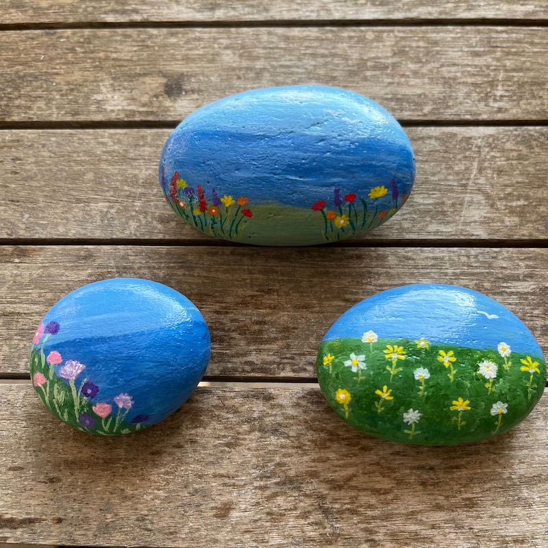 Painted Rocks Flowers - Etsy