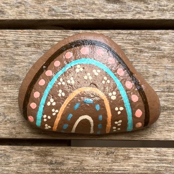 Rainbow Painted Rock - Etsy