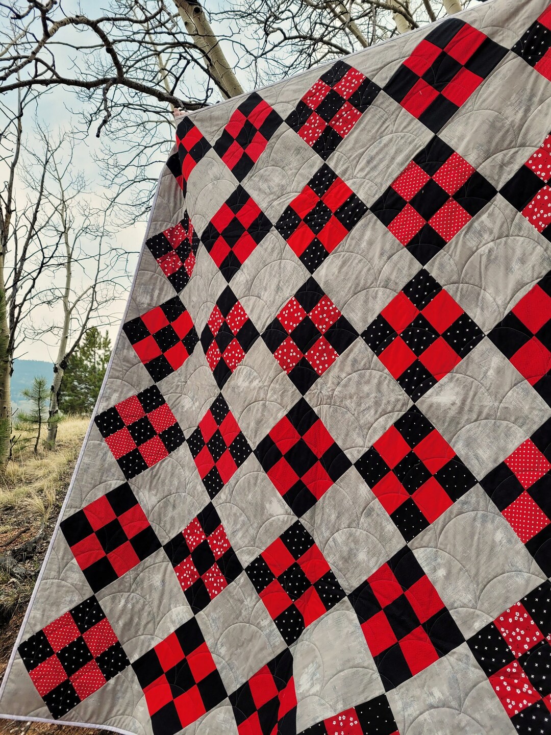 Beth Dutton Yellowstone Quilt Handmade Quilt Red and Black - Etsy