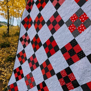 Beth Dutton Yellowstone Quilt Inspired, Handmade, Quilt, Red and Black ...