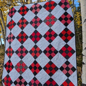 Beth Dutton Yellowstone Quilt Inspired, Handmade, Quilt, Red and Black ...