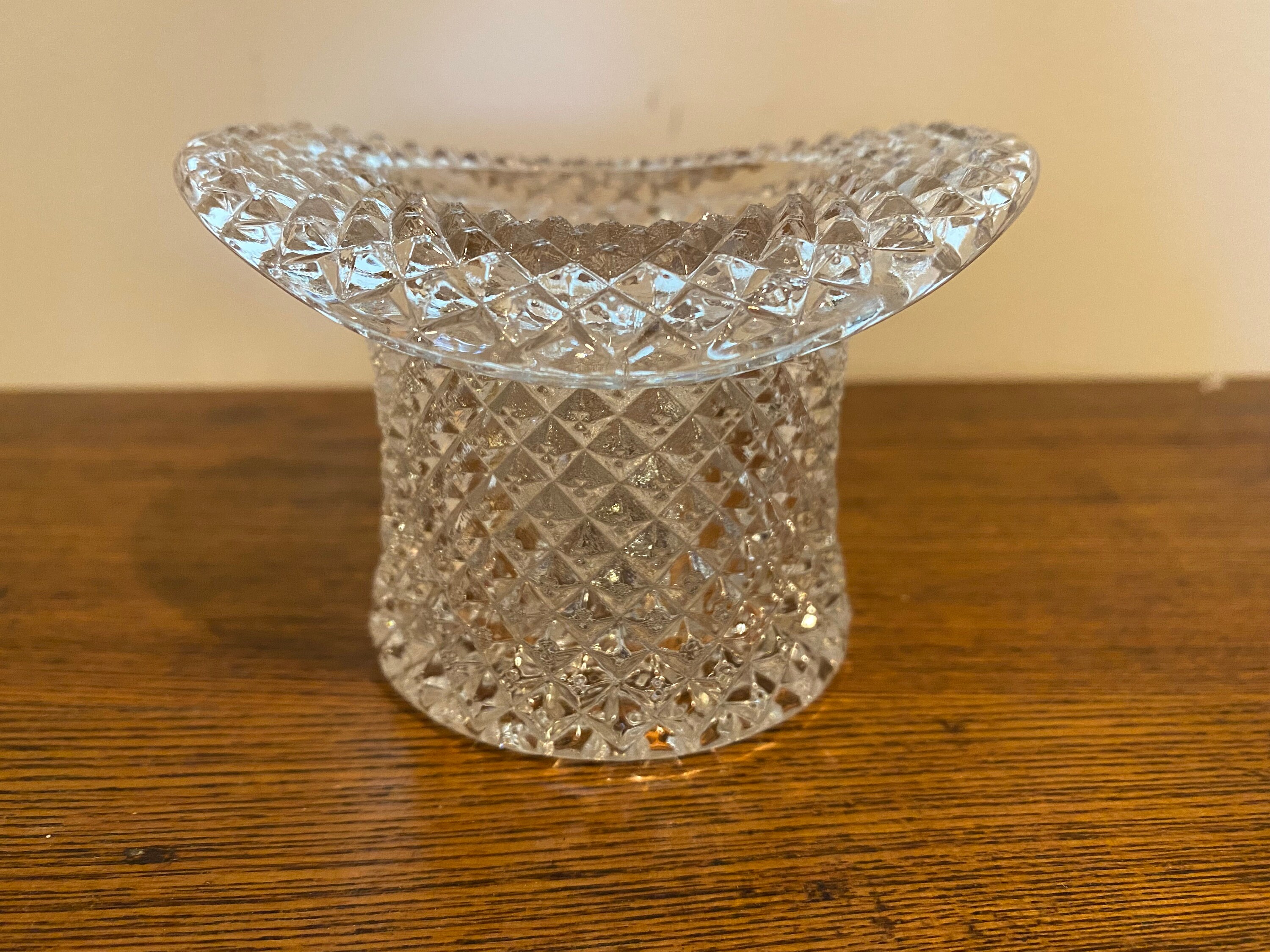 Vintage Crystal Top Hat Vase - Etsy