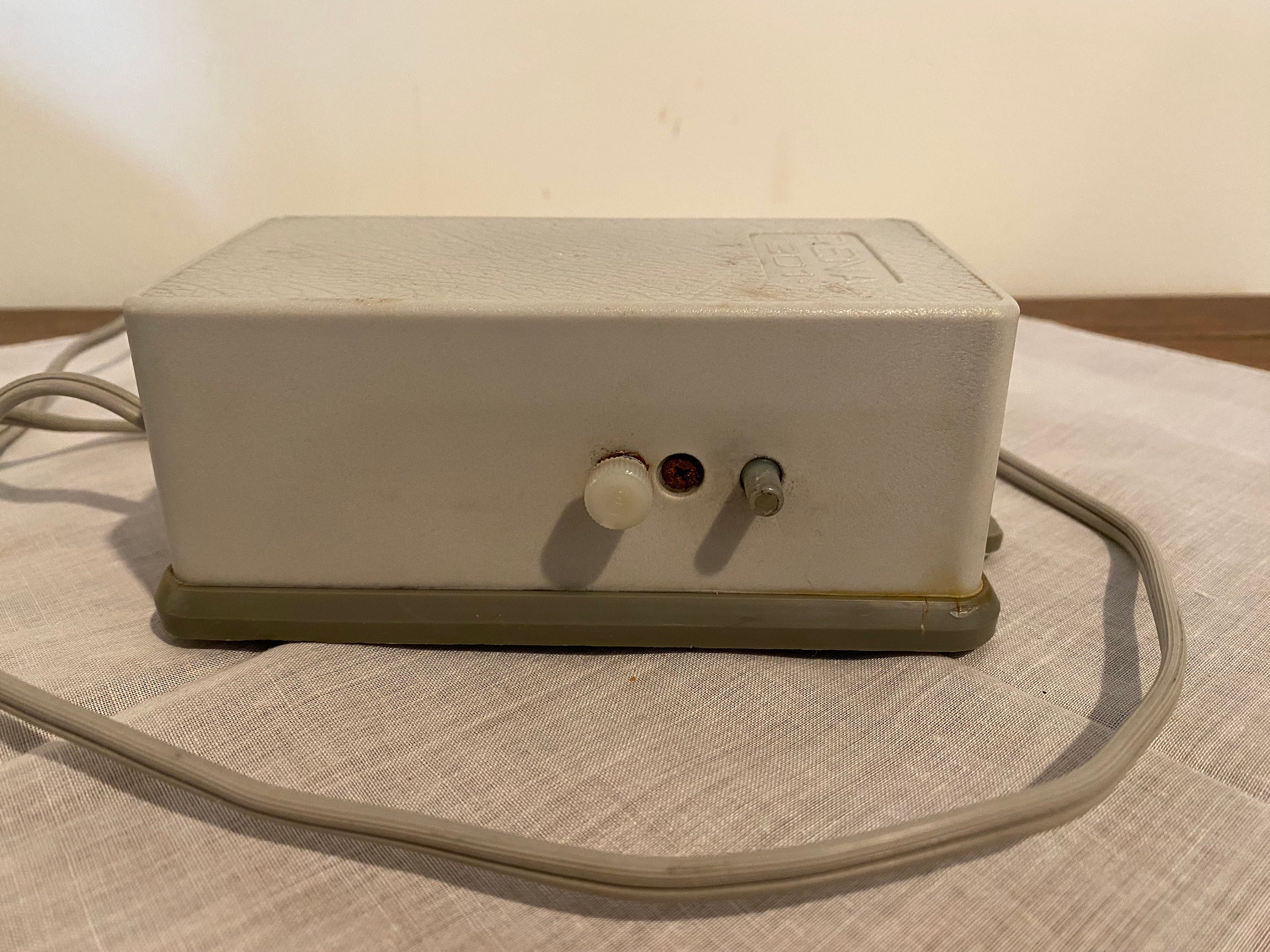 Vintage Rena Aquarium Air Pump - Etsy