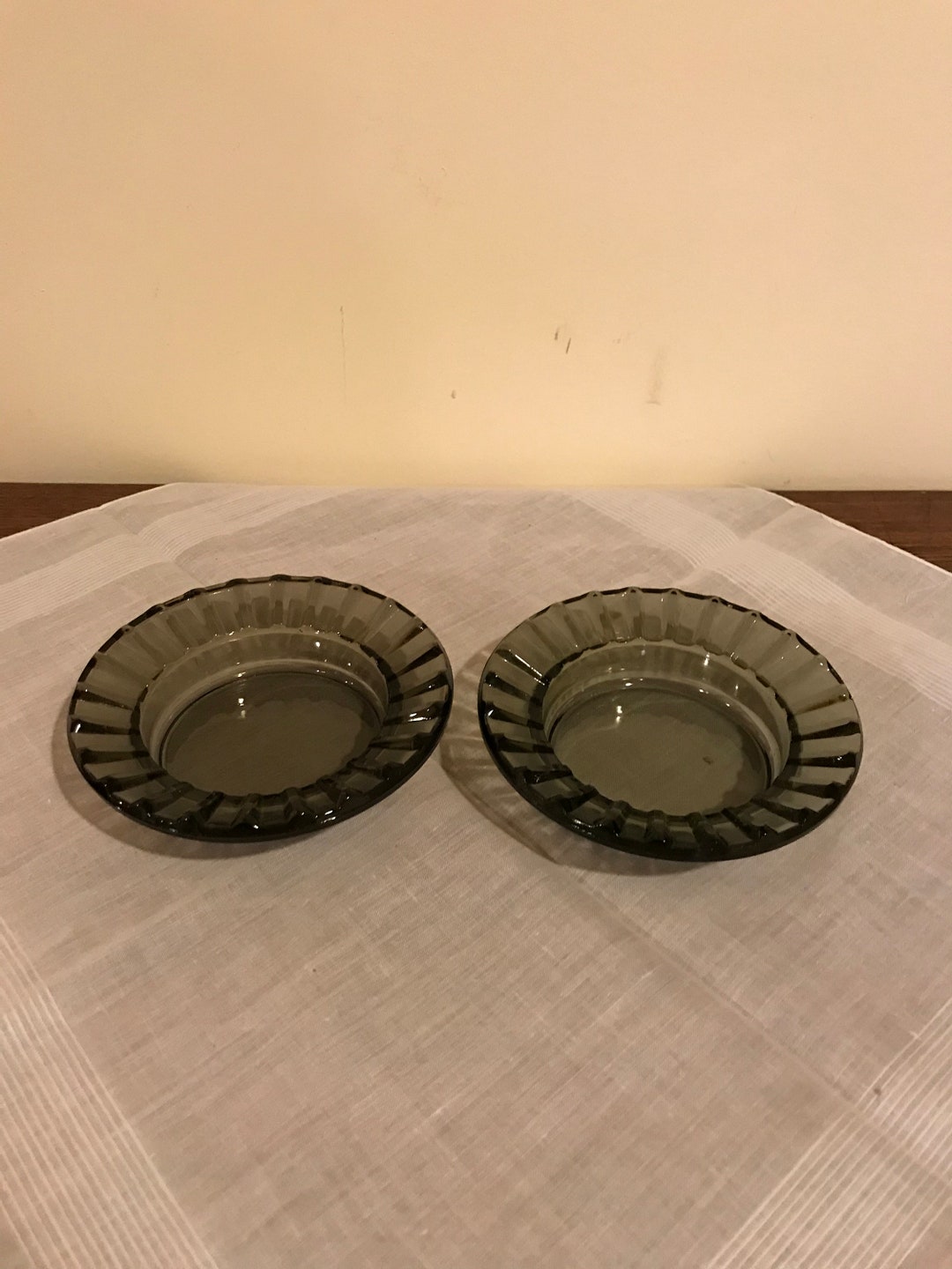 Vintage Smoke Colored Ashtrays - Set of 2 - Etsy